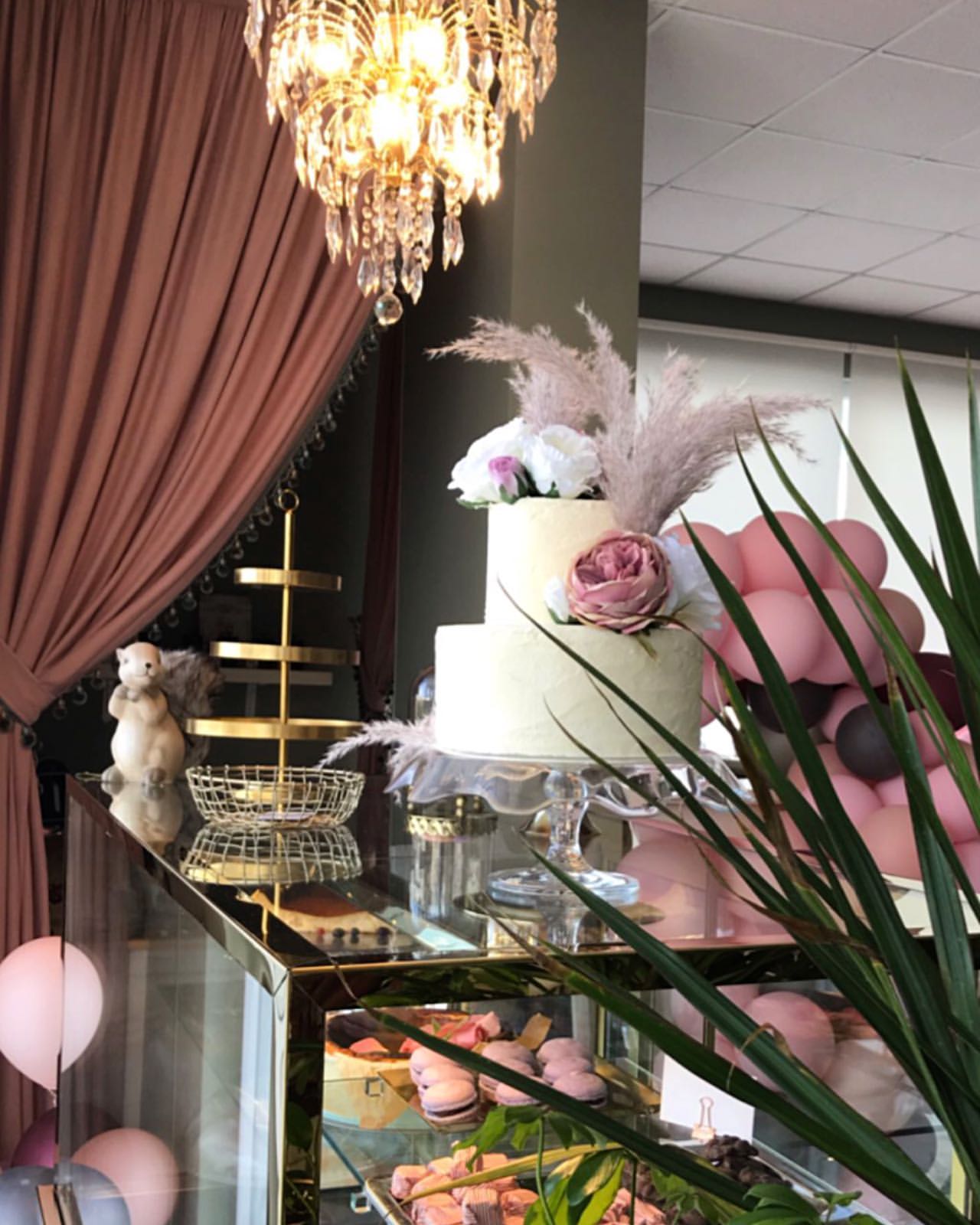 Piccolo Cakery – We Bake Memories!